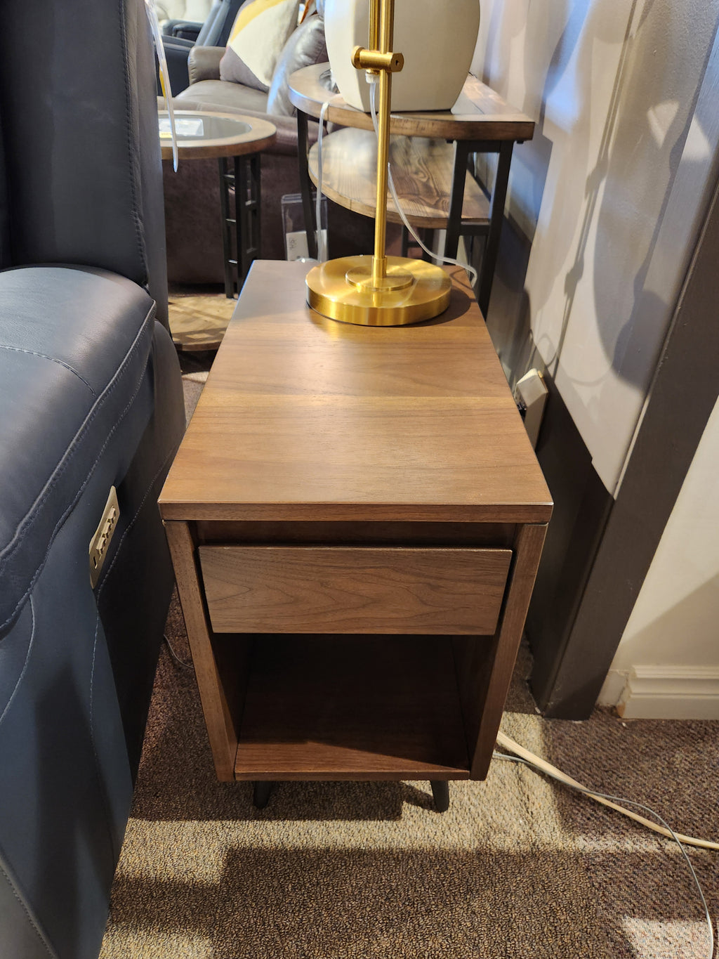N-EV23 Evora Chairside End Table – Conway Furniture