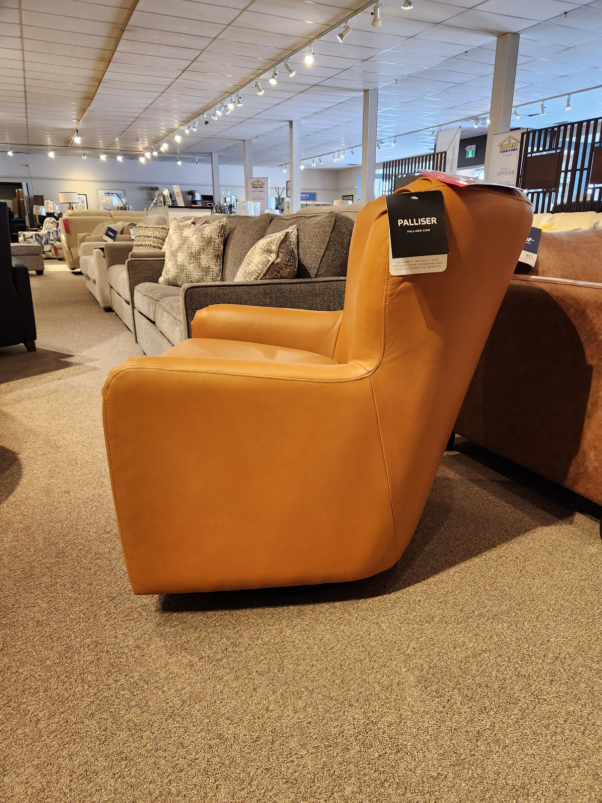 77115 Scarlett Swivel Chair – Conway Furniture