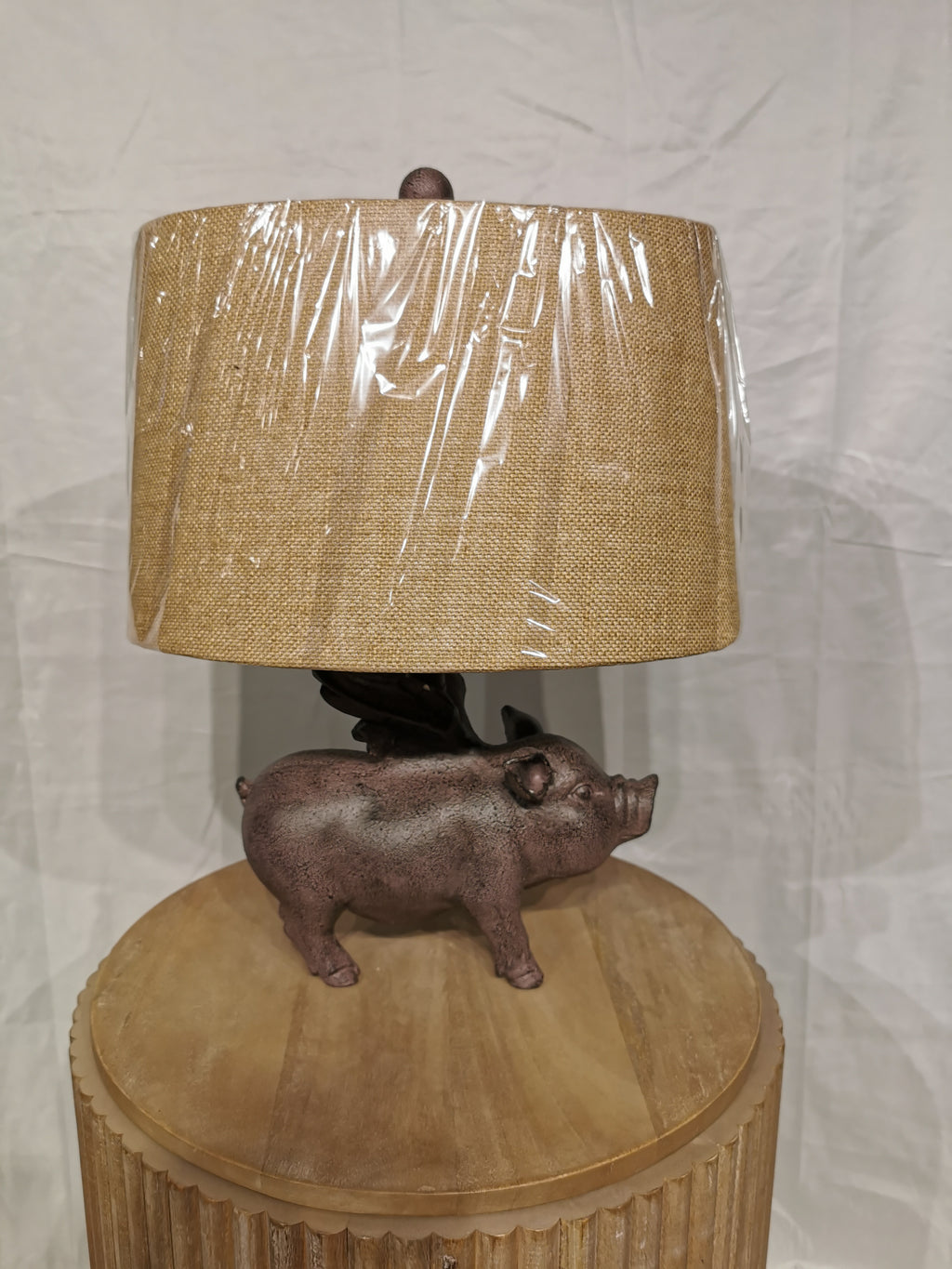 Hogs Fly Table Lamp by Crestview – Conway Furniture