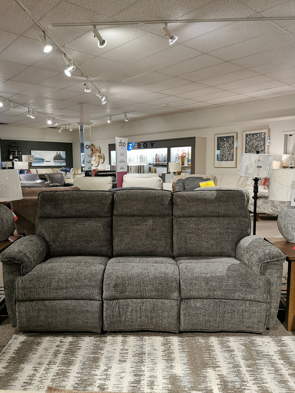 La-Z-Boy 706 Jay Power Sofa | Living Room | Conway Furniture